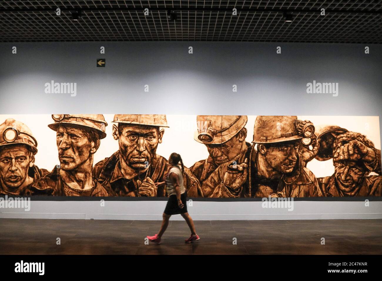 Soviet realism hi-res stock photography and images - Alamy