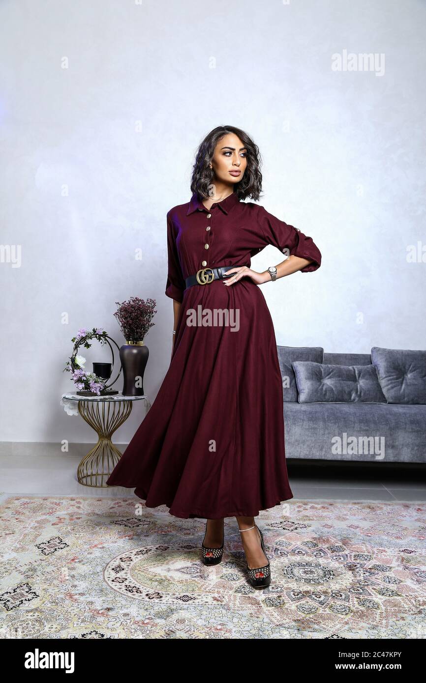 Arab Female Model in Arab Traditional Dress Stock Photo - Alamy