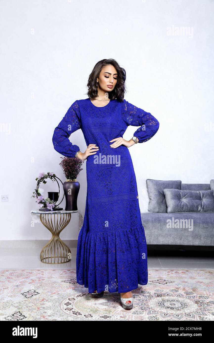 Arab Female Model in Arab Traditional Dress Stock Photo - Alamy