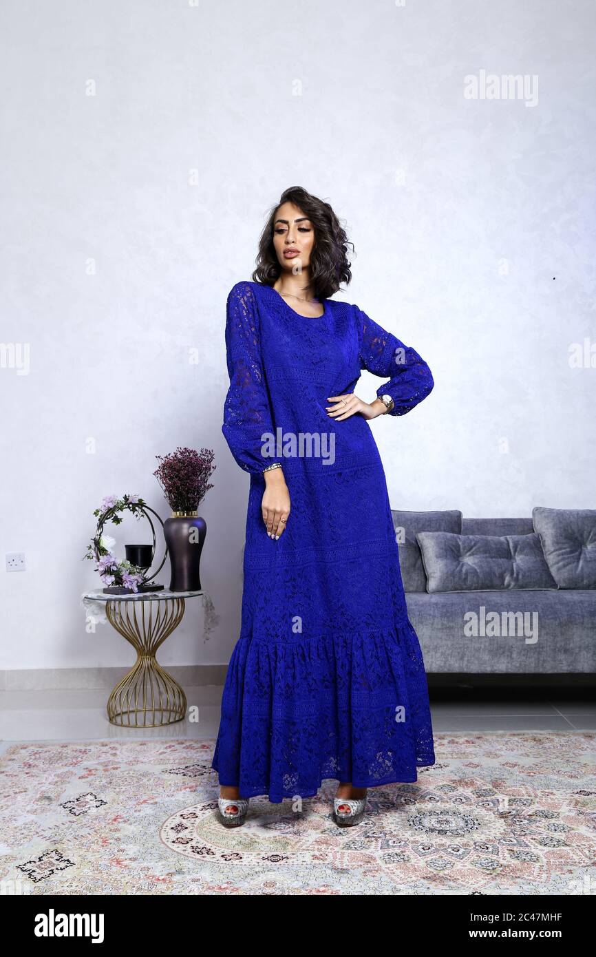 Arab Female Model in Arab Traditional Dress Stock Photo - Alamy