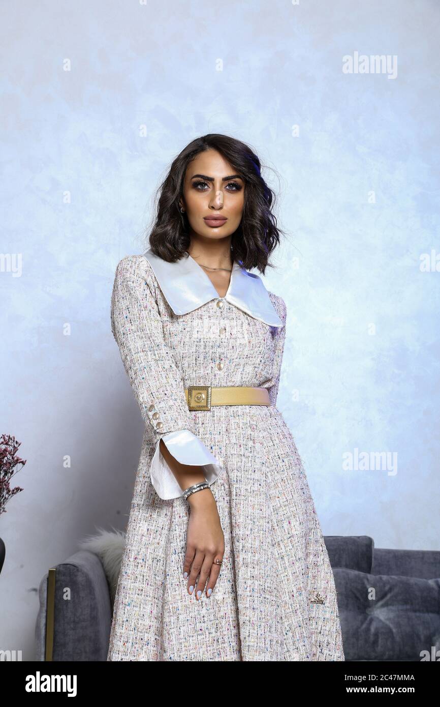 Arab Female Model in Arab Traditional Dress Stock Photo - Alamy