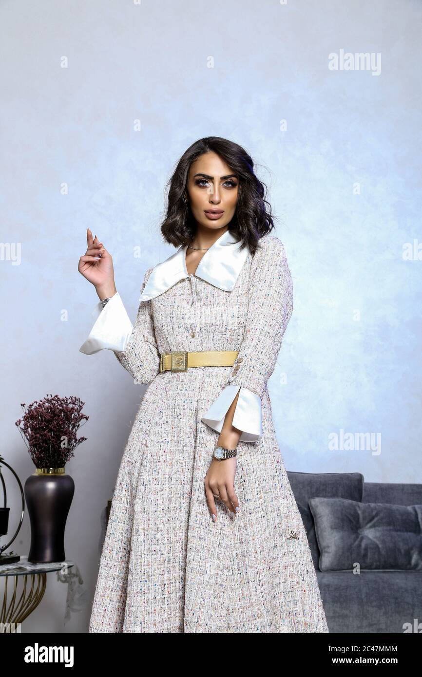 Arab Female Model in Arab Traditional Dress Stock Photo - Alamy