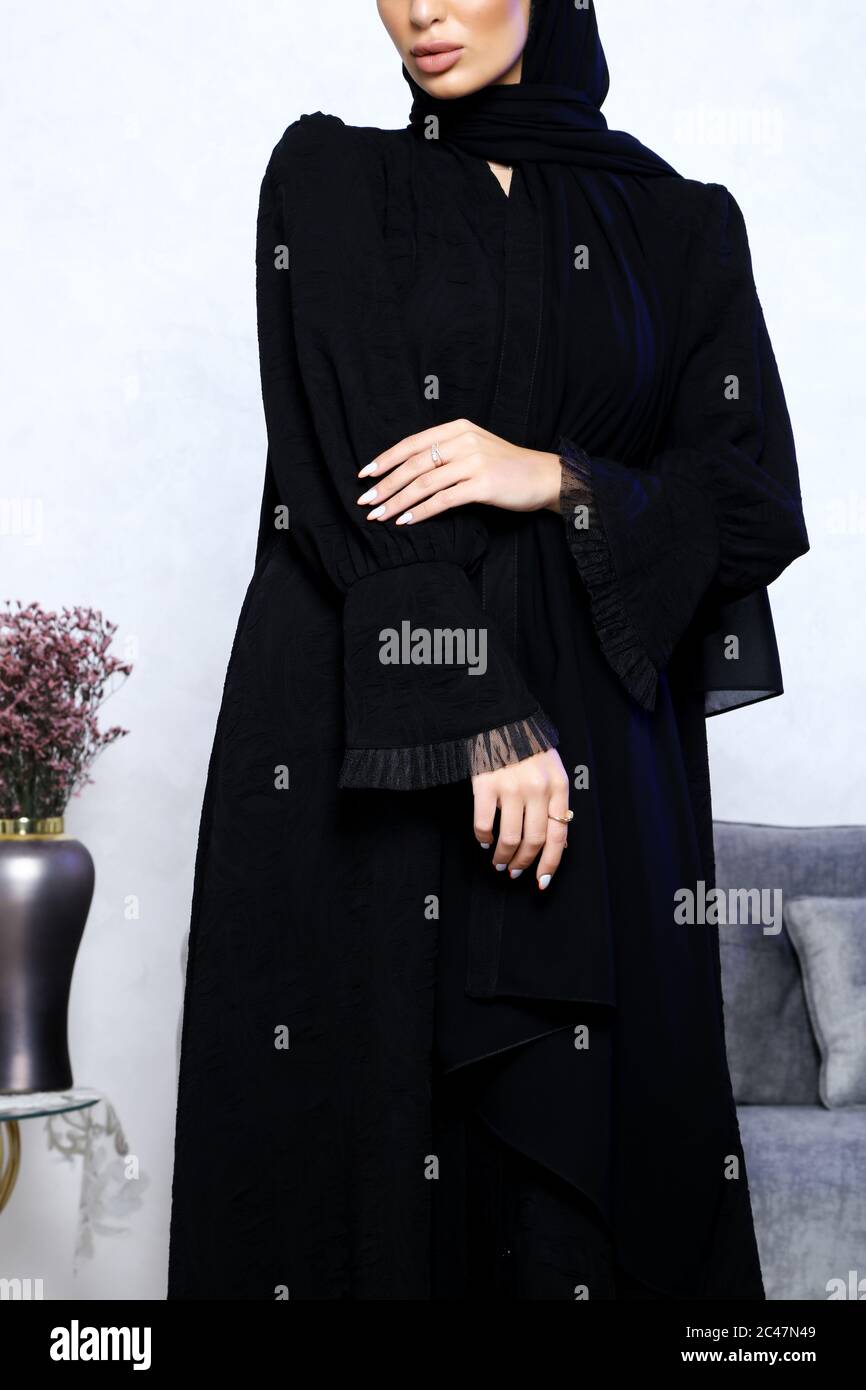 Female Arab Model in Black abaya Stock Photo - Alamy