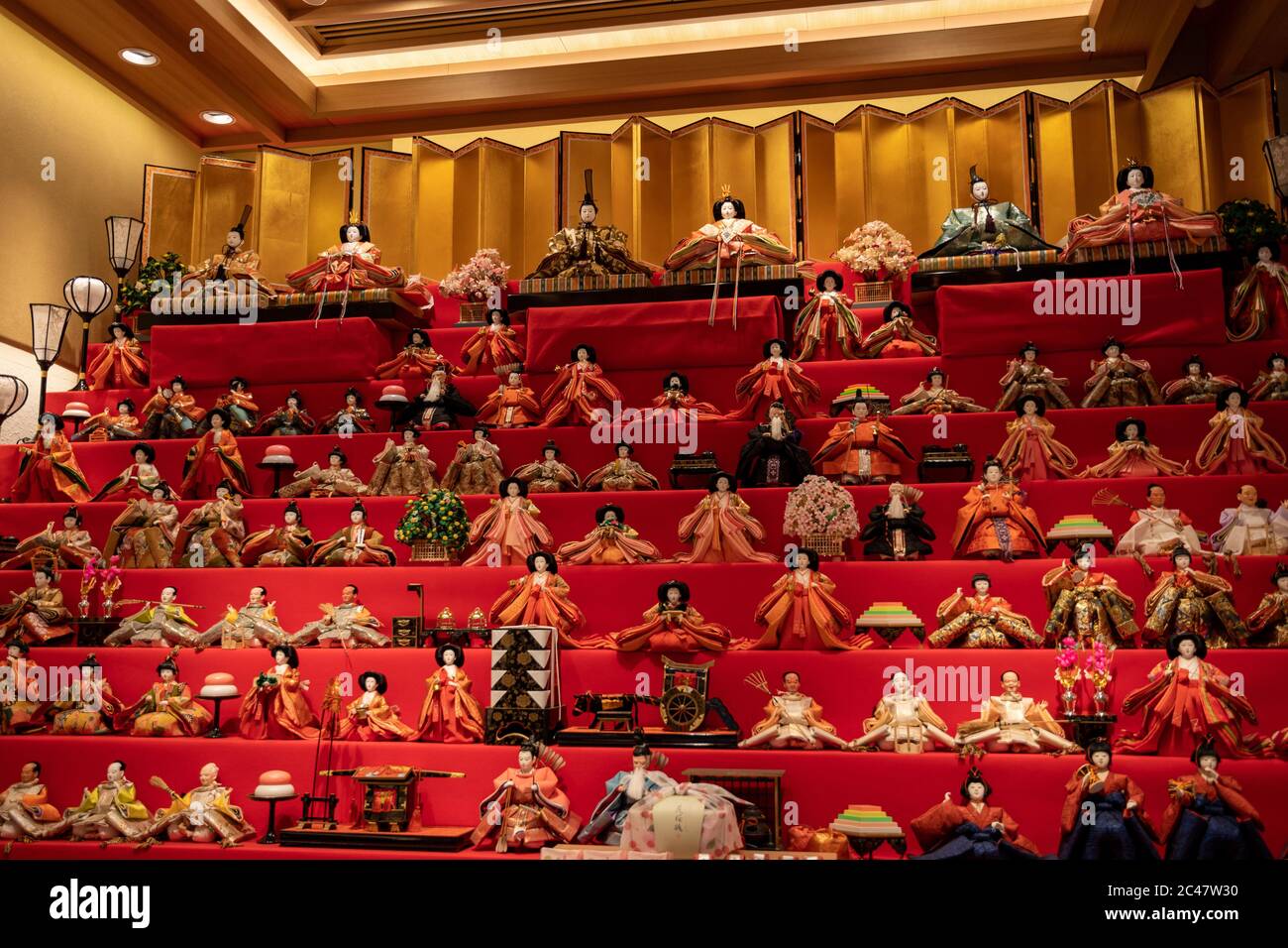 Majestic Hinamatsuri display at K. Minamoto, a delicacies shop in Ginza ...