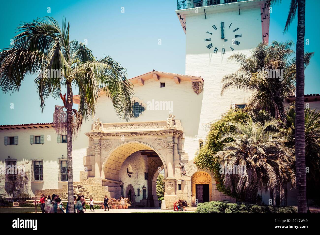 People around the landmark, Santa Barbara County Courthouse entrance ...