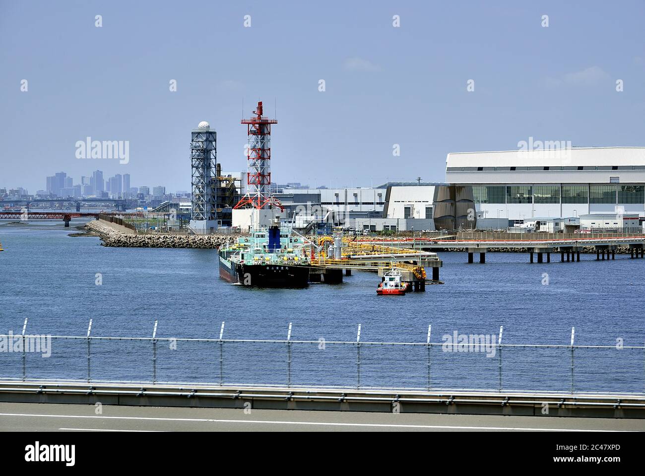 Airport Fuel Tanker High Resolution Stock Photography and Images - Alamy