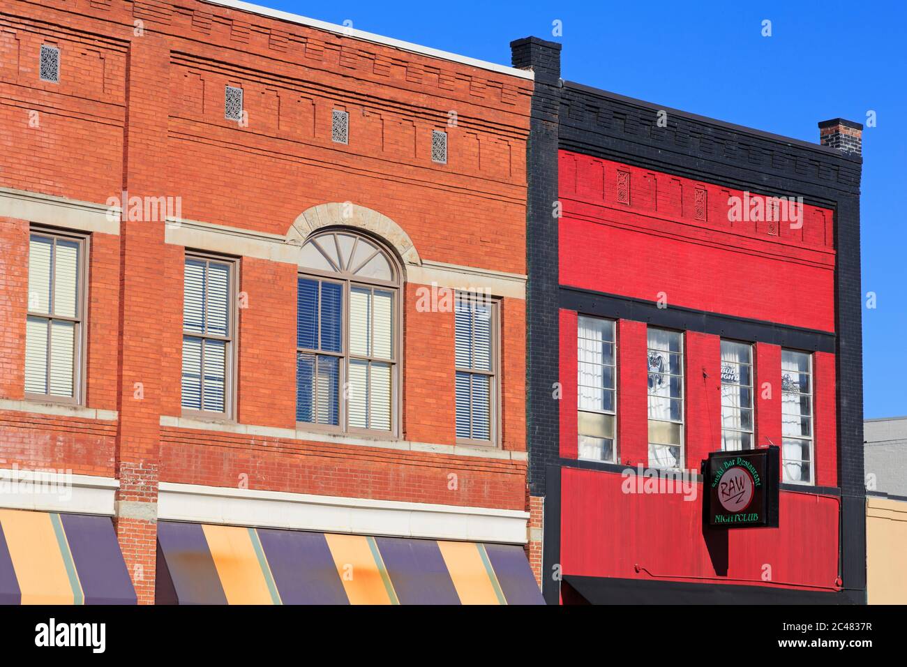 Tennessee chattanooga market street store hi-res stock photography and ...