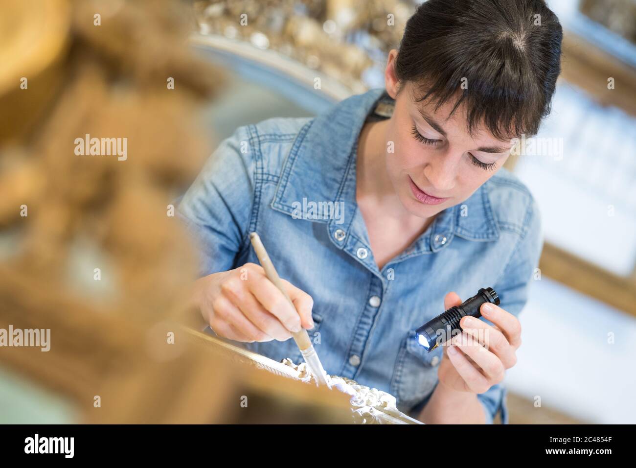 Man restoring art hi-res stock photography and images - Alamy