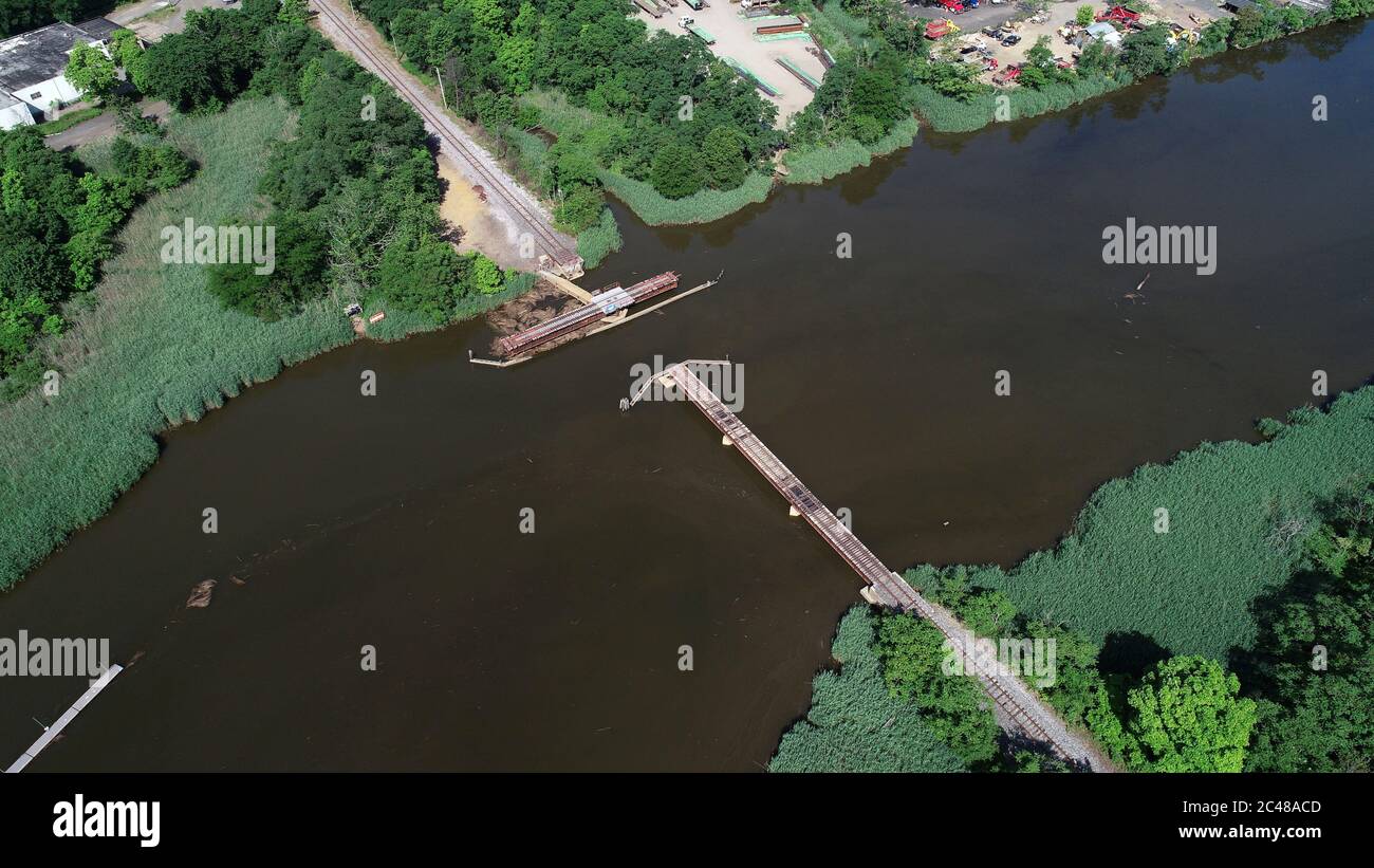 Open bridge aerial hi-res stock photography and images - Alamy