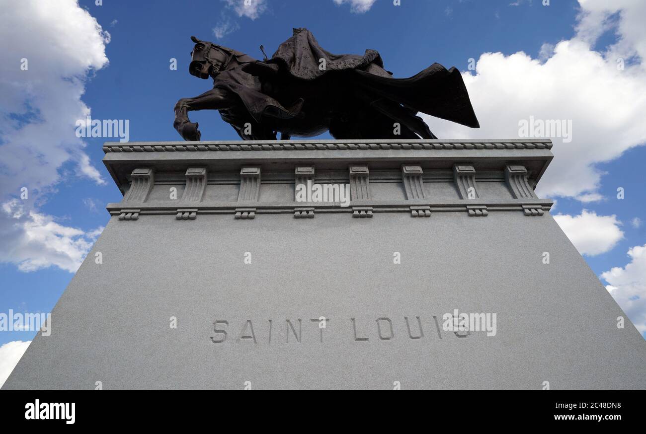 The statue of Saint Louis sits in front of the Art Museum on Art Hill ...