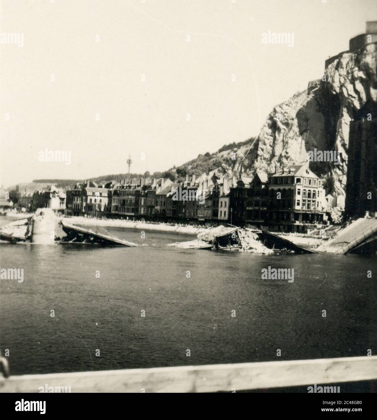 Events: WW2 - WWII Nazi Wehrmacht soldiers occupy Belgium - Dinant ...