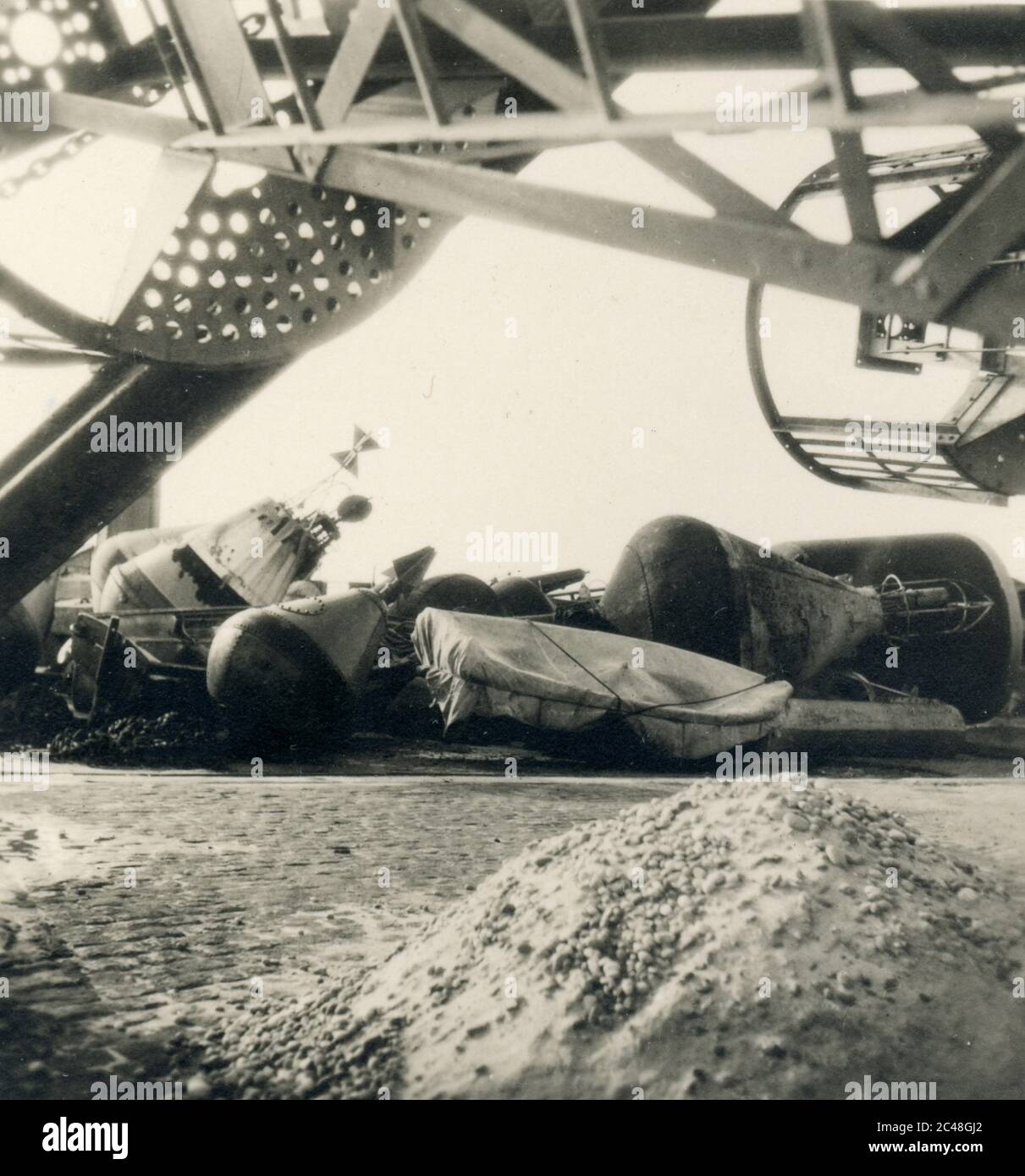 Brest port ww2 hi-res stock photography and images - Alamy