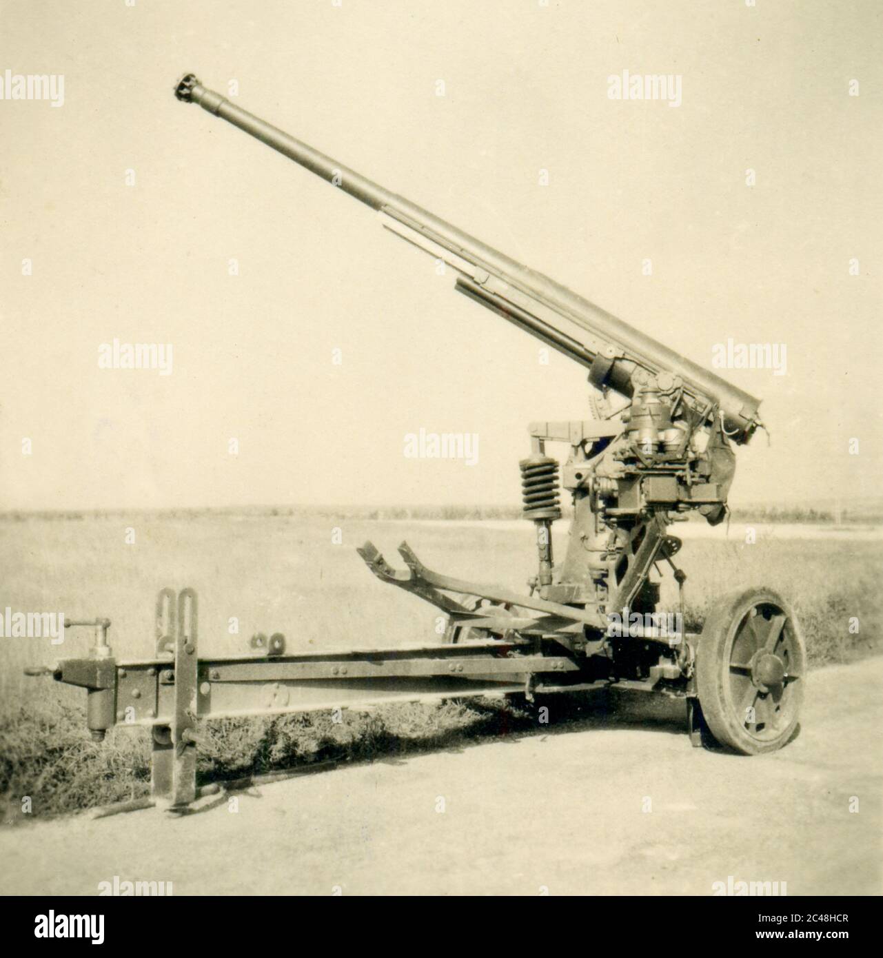 Events: WW2 - WWII artillery cannon abandoned - North of France ...