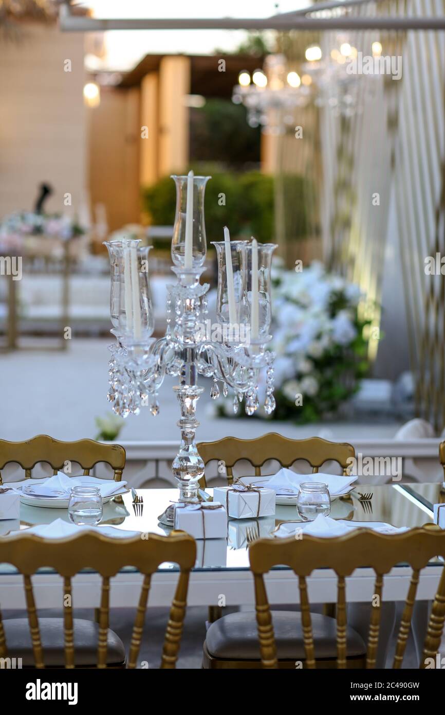 Stage flower decoration hi-res stock photography and images - Alamy