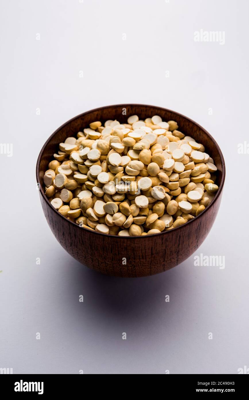 Roasted Split Chickpea Daliya / Dalia or Chana Dal is a popular healthy ...