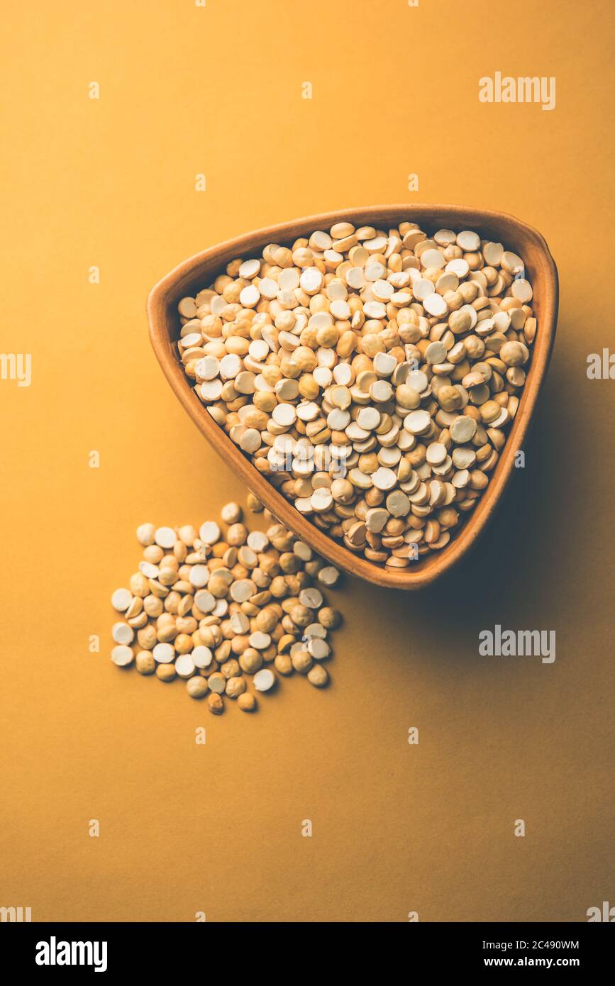 Roasted Split Chickpea Daliya / Dalia or Chana Dal is a popular healthy ...