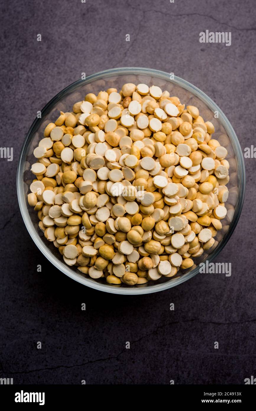 Roasted Split Chickpea Daliya / Dalia or Chana Dal is a popular healthy ...