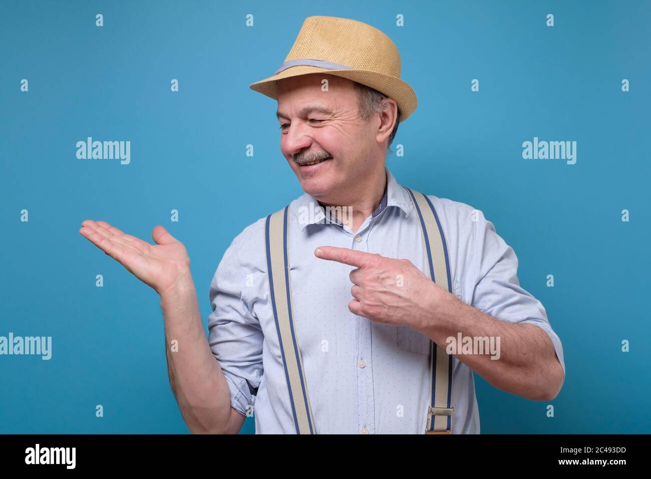 Man shows him something hi-res stock photography and images - Alamy