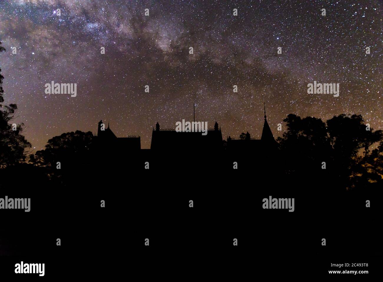 Buildings astronomy at night hi-res stock photography and images - Alamy