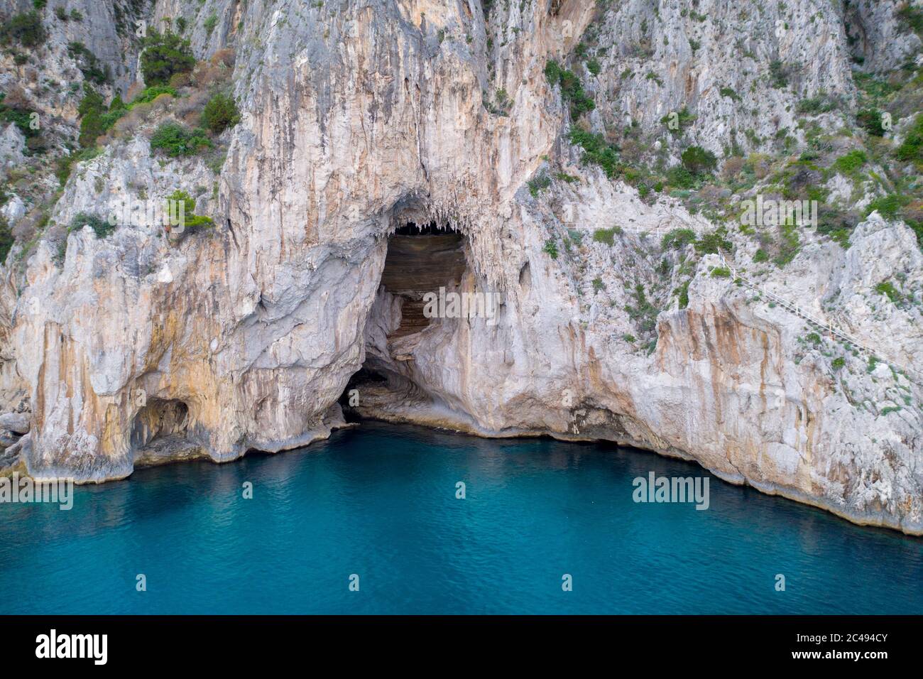 Grotto bianca hi-res stock photography and images - Alamy