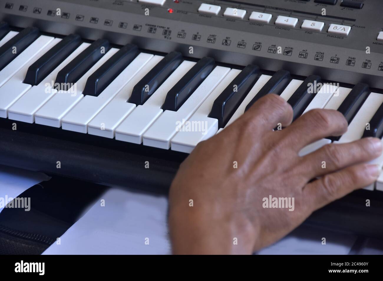 Keybord player hi-res stock photography and images - Alamy