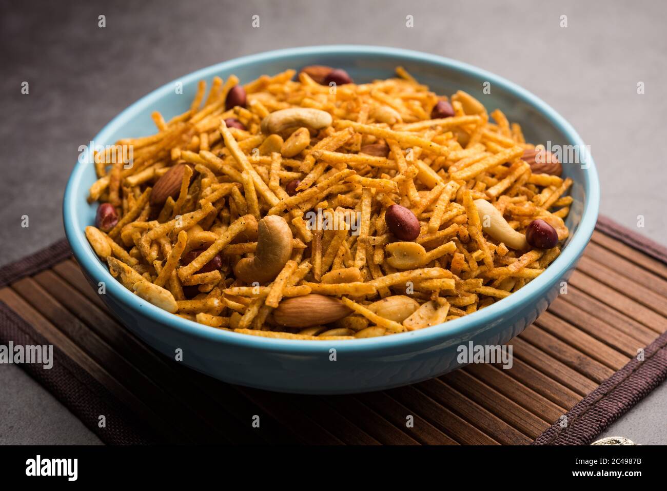 Aloo Chivda or Potato Chiwda also known as Falahari Namkeen for Vrat ...