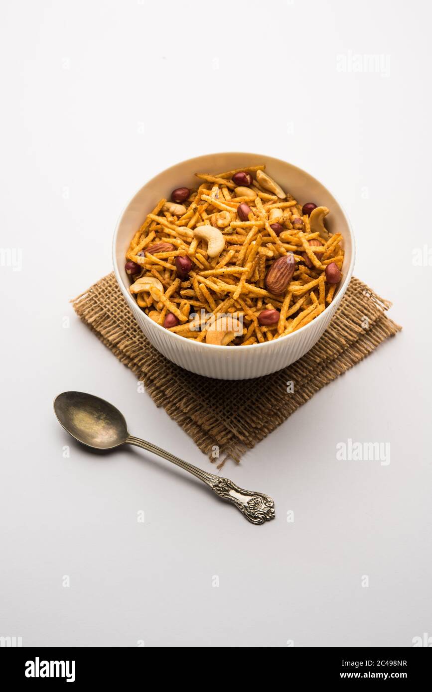 Aloo Chivda or Potato Chiwda also known as Falahari Namkeen for Vrat ...