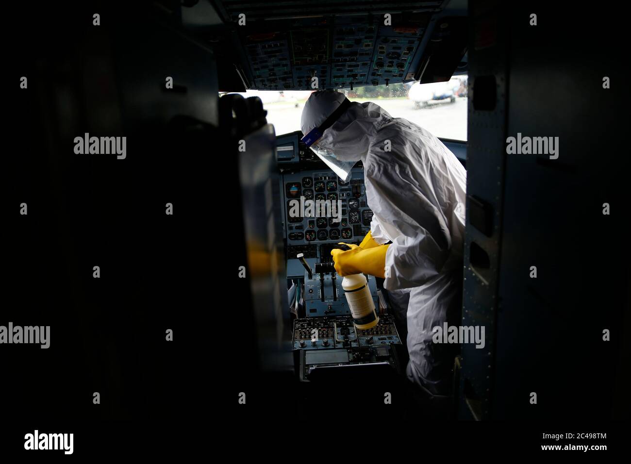 Cockpit drill hi-res stock photography and images - Alamy