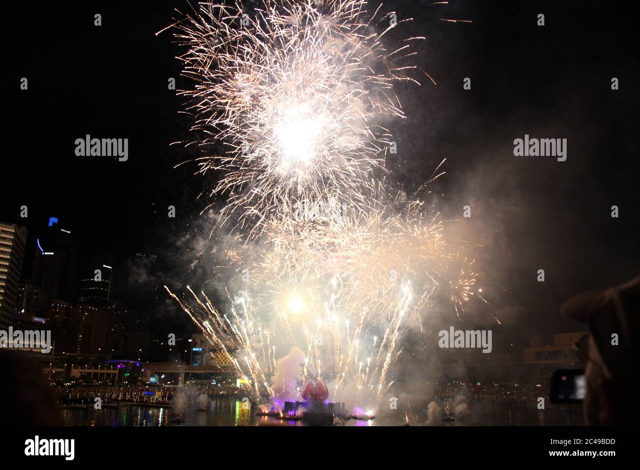 Sydney fireworks australia day hi-res stock photography and images - Alamy