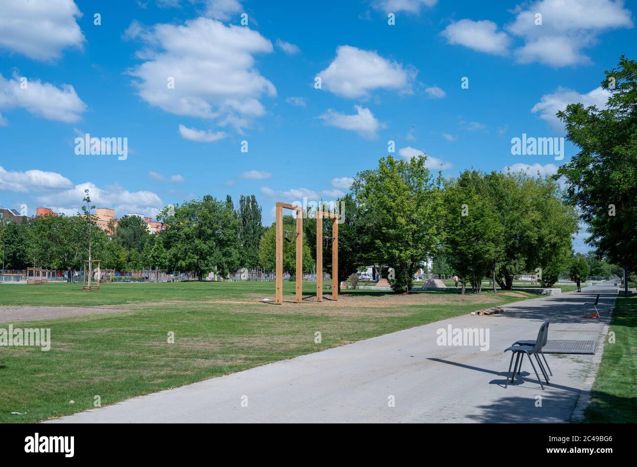 Berlin, Germany. 24th June, 2020. In the new part of the Mauerpark ...
