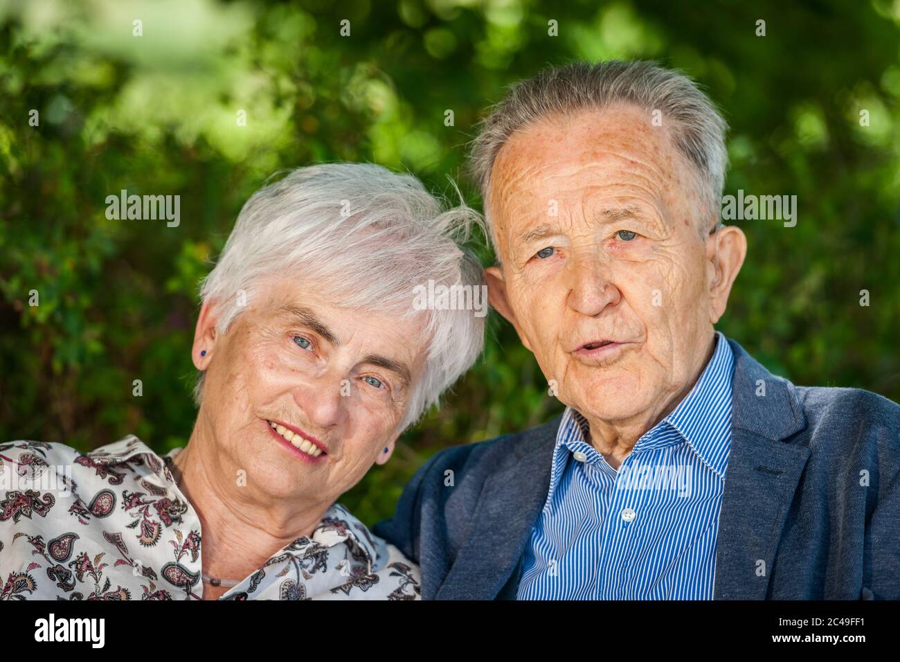 Old man side profile white background hi-res stock photography and ...