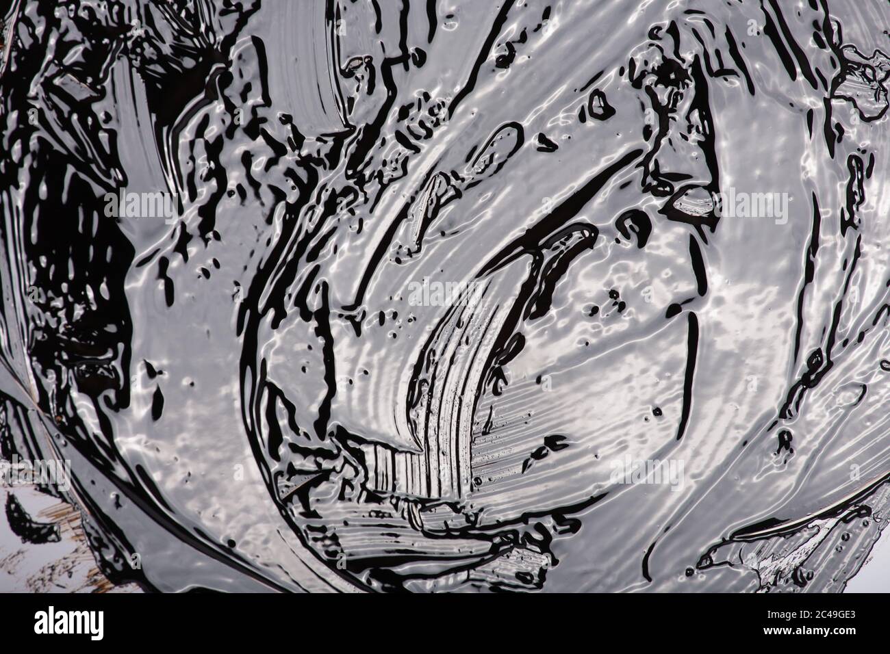 Bitumen liquid hi-res stock photography and images - Alamy