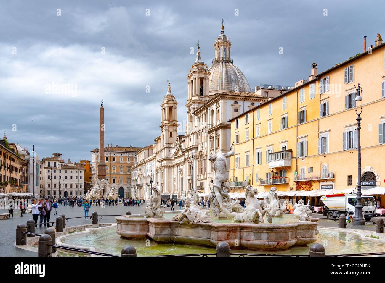 Romantic statue rome hi-res stock photography and images - Alamy