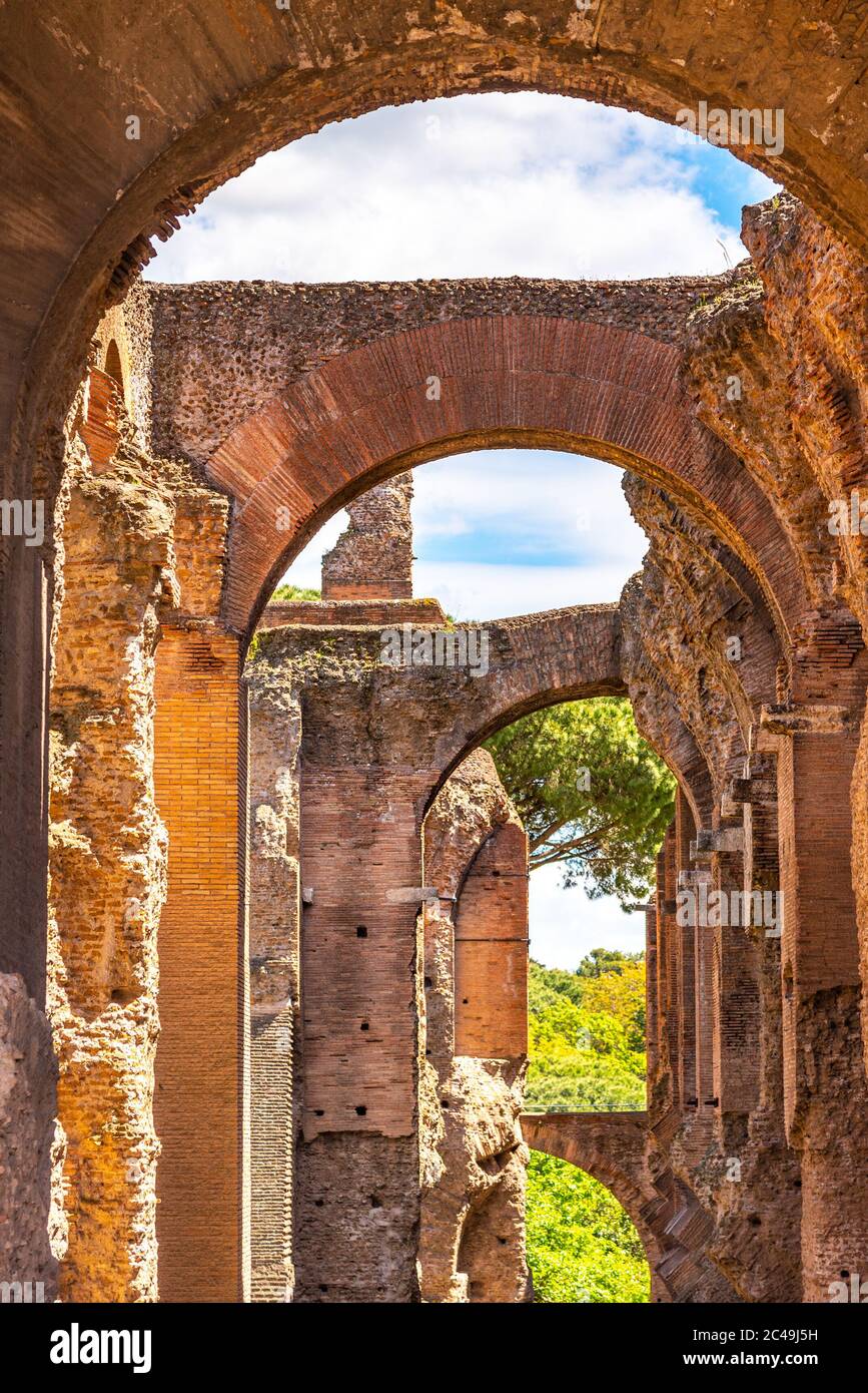 Bottom view of arches of ancient ruins on Palatine Hill Stock Photo - Alamy