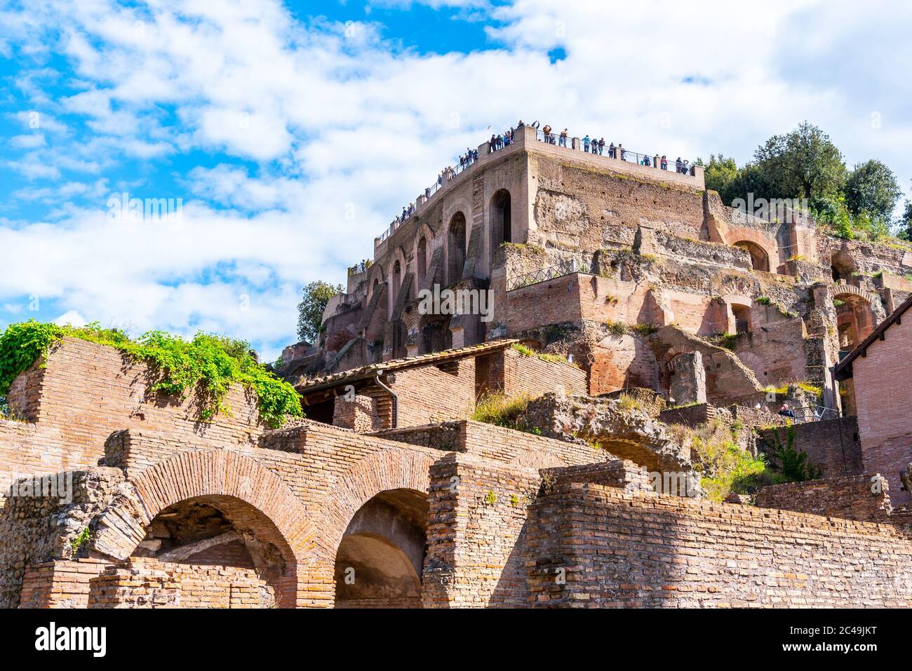 Terrace on Palatine Hill. The best lookout point of Roman Forum, Rome ...