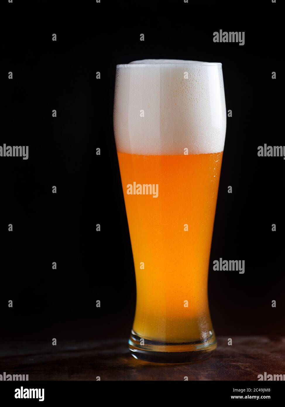 Glass with a light beer hi-res stock photography and images - Alamy