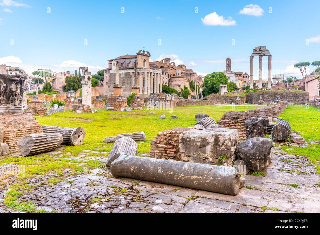 Roman Forum, Latin Forum Romanum, most important cenre in ancient Rome ...