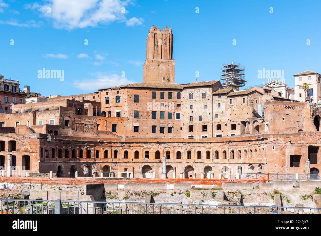 Ancient roman shop hi-res stock photography and images - Alamy
