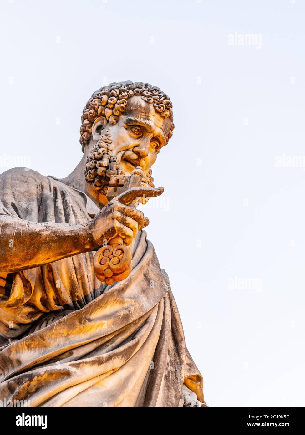 Statue of Saint Peter with key from Kingdom of Heaven. Vatican City ...