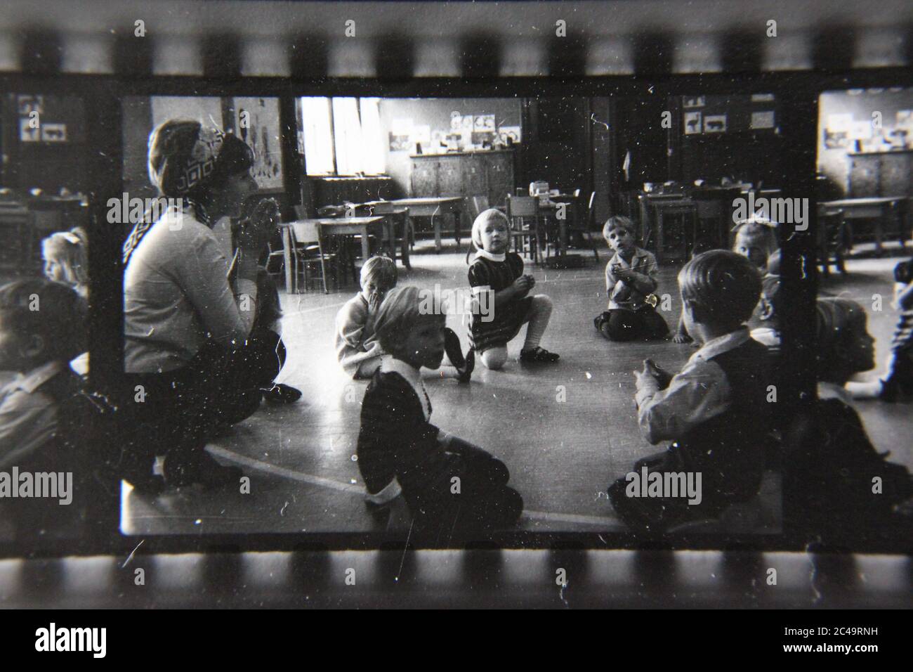 1970s classroom elementary hi-res stock photography and images - Alamy
