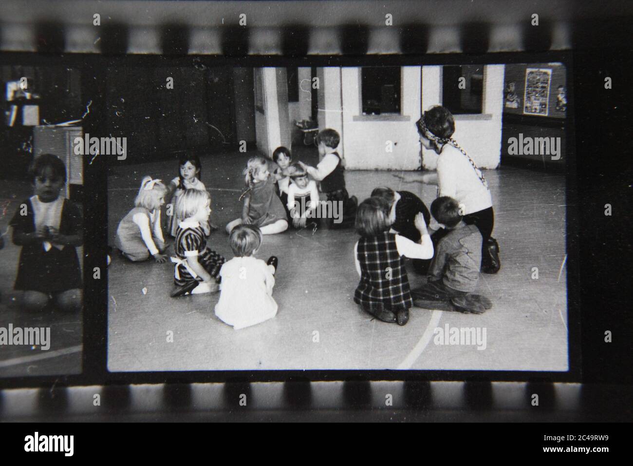 1970s classroom elementary hi-res stock photography and images - Alamy