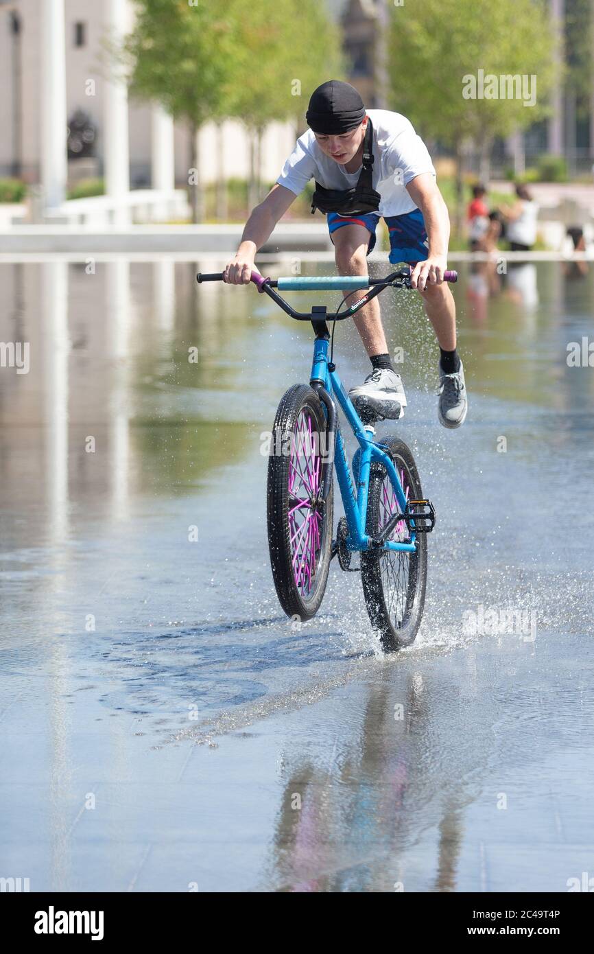 Wheelies hi-res stock photography and images - Alamy