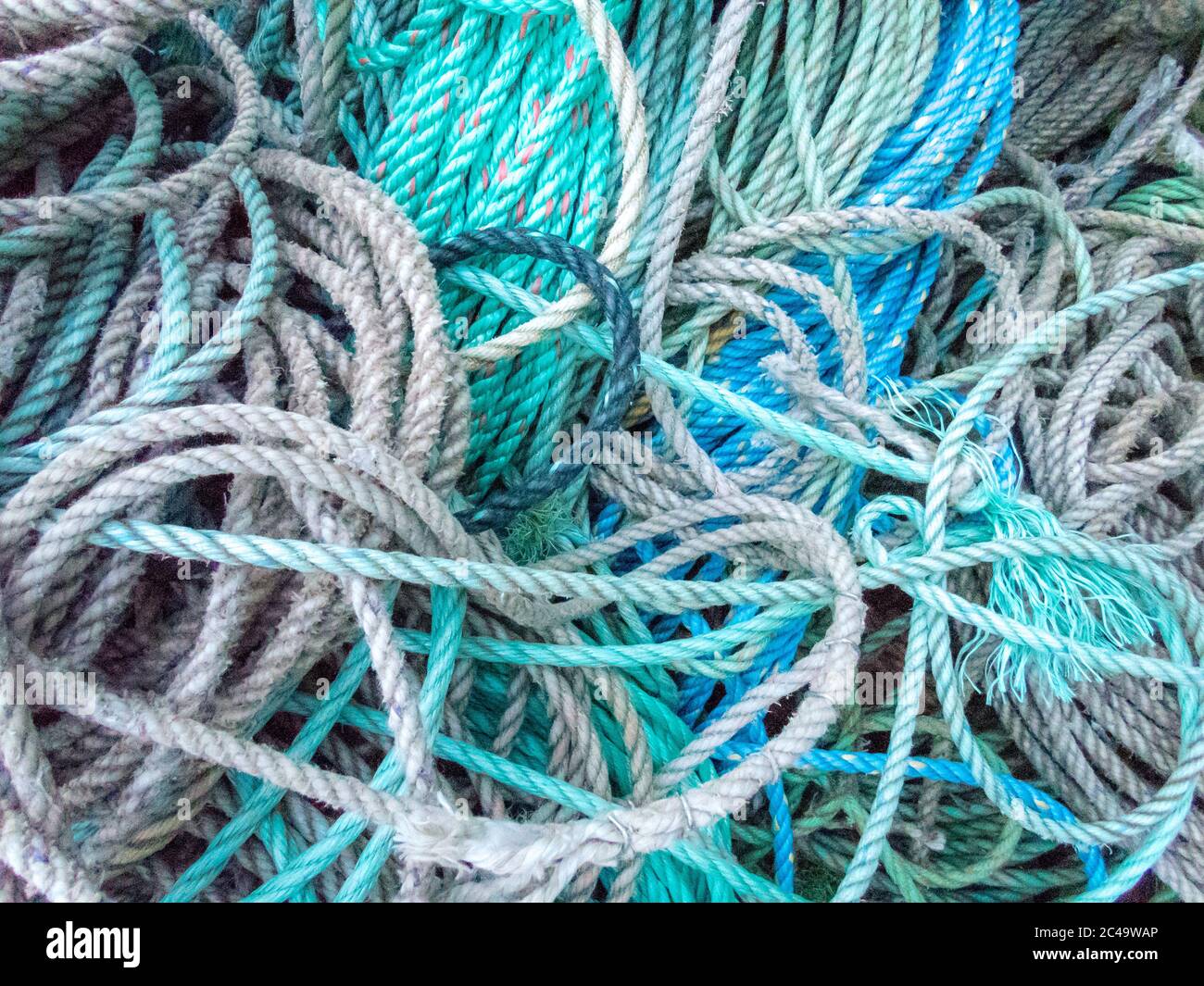Piling with rope hi-res stock photography and images - Alamy