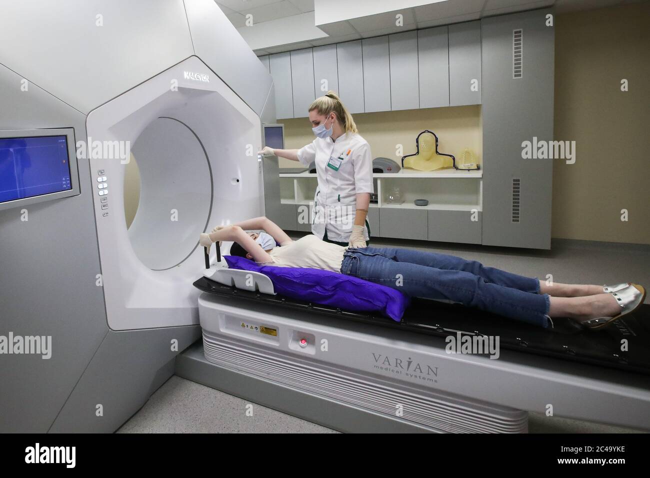 Linear Accelerator High Resolution Stock Photography and Images - Alamy