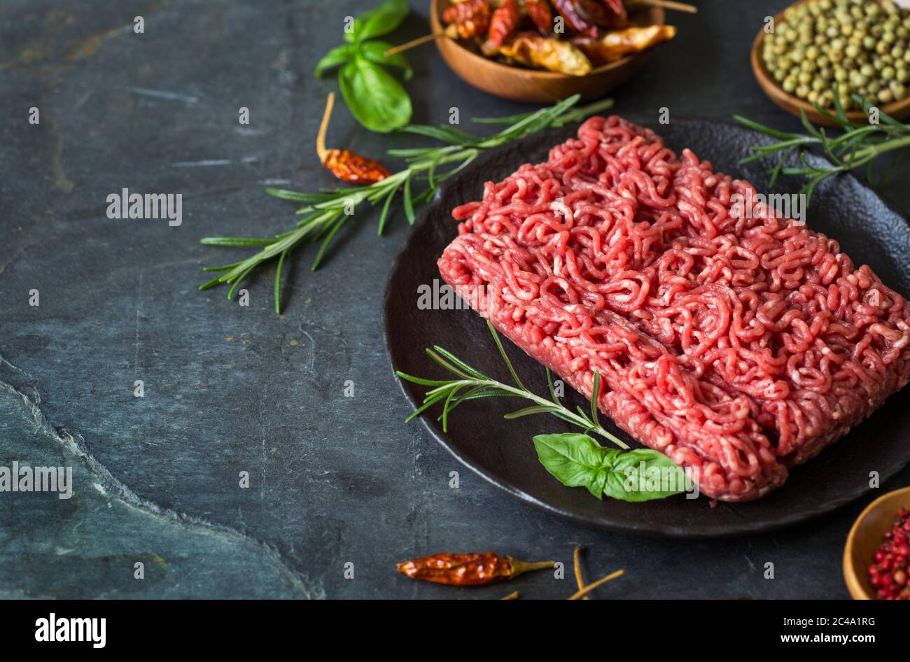 Close up raw minced onion hi-res stock photography and images - Alamy