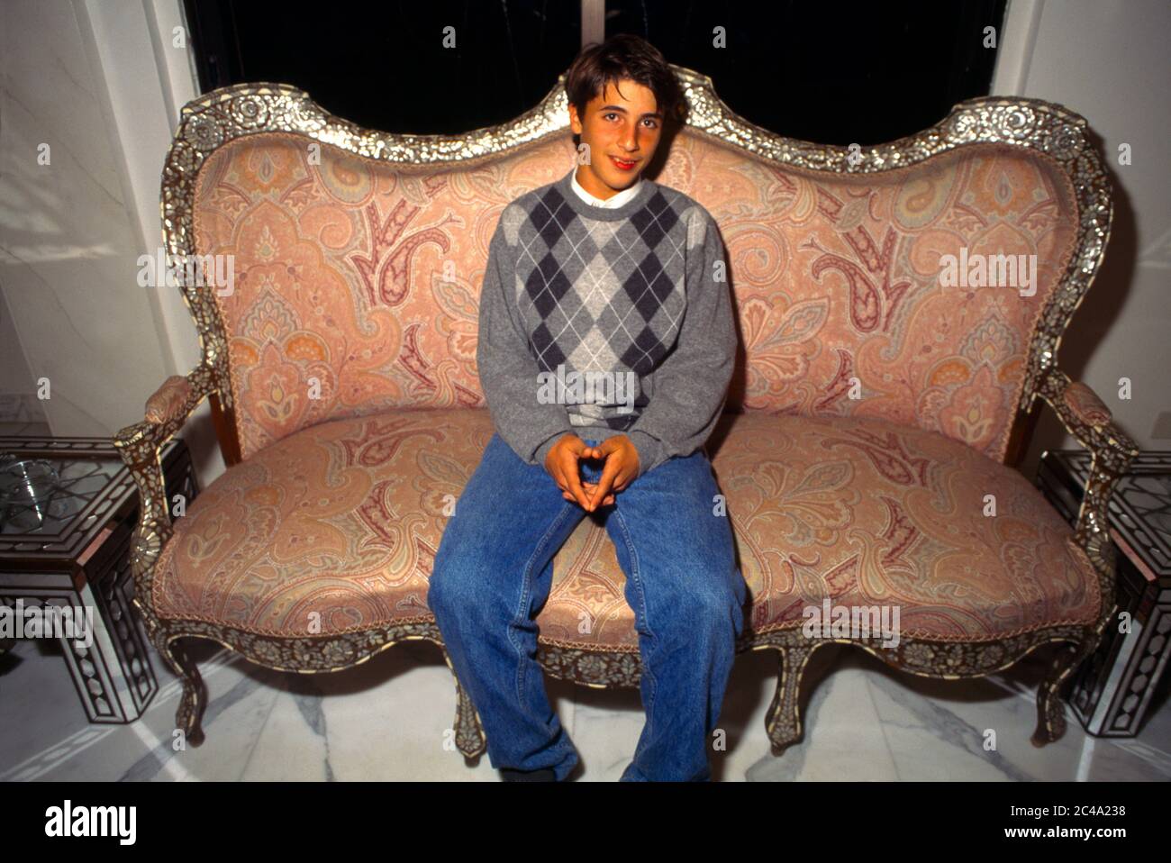 Middle eastern teenager boy hi-res stock photography and images - Alamy