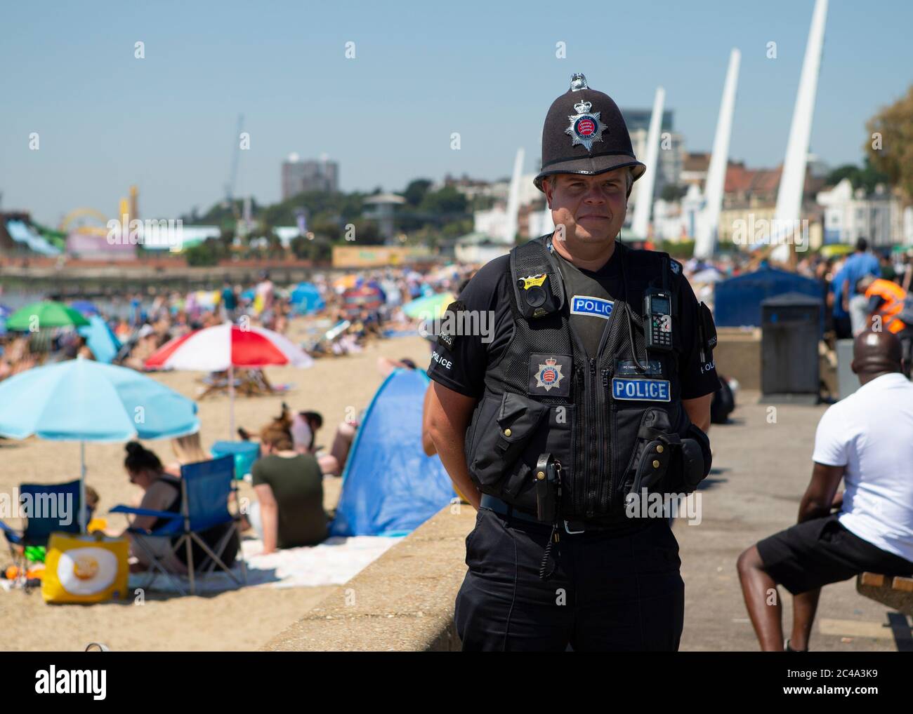 Police officer ice cream hi-res stock photography and images - Alamy