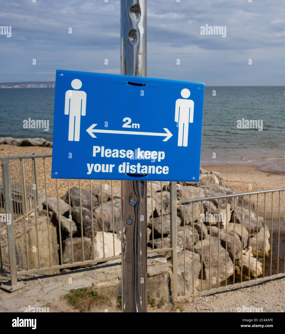 Two metre distancing hi-res stock photography and images - Alamy