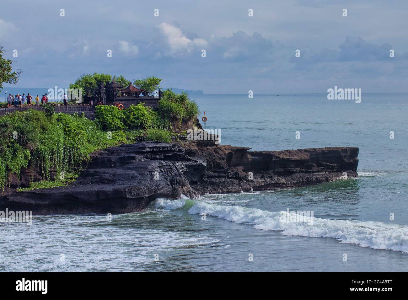 Close up shot of a cliff with a temple on it in Tanah Lot, Bali Stock ...