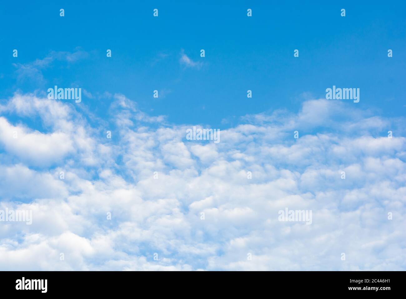 Sky cirrus clouds stratocumulus hi-res stock photography and images - Alamy